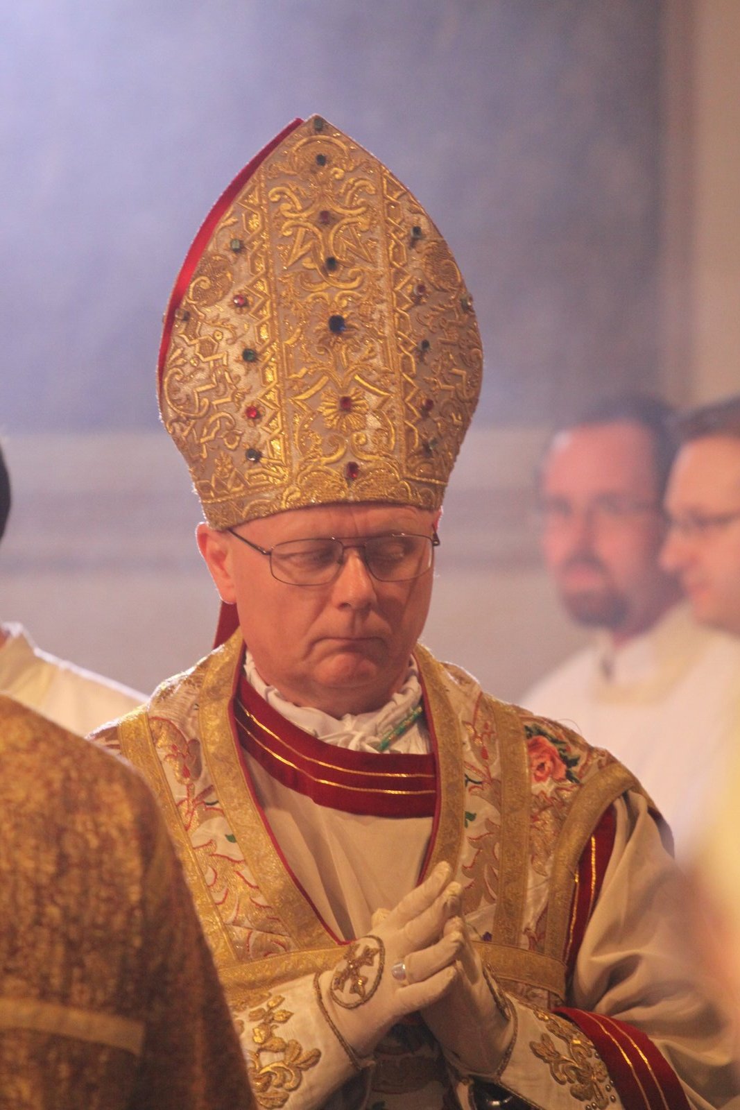 New Liturgical Movement: First Hungarian Bishop Since Council Offers ...
